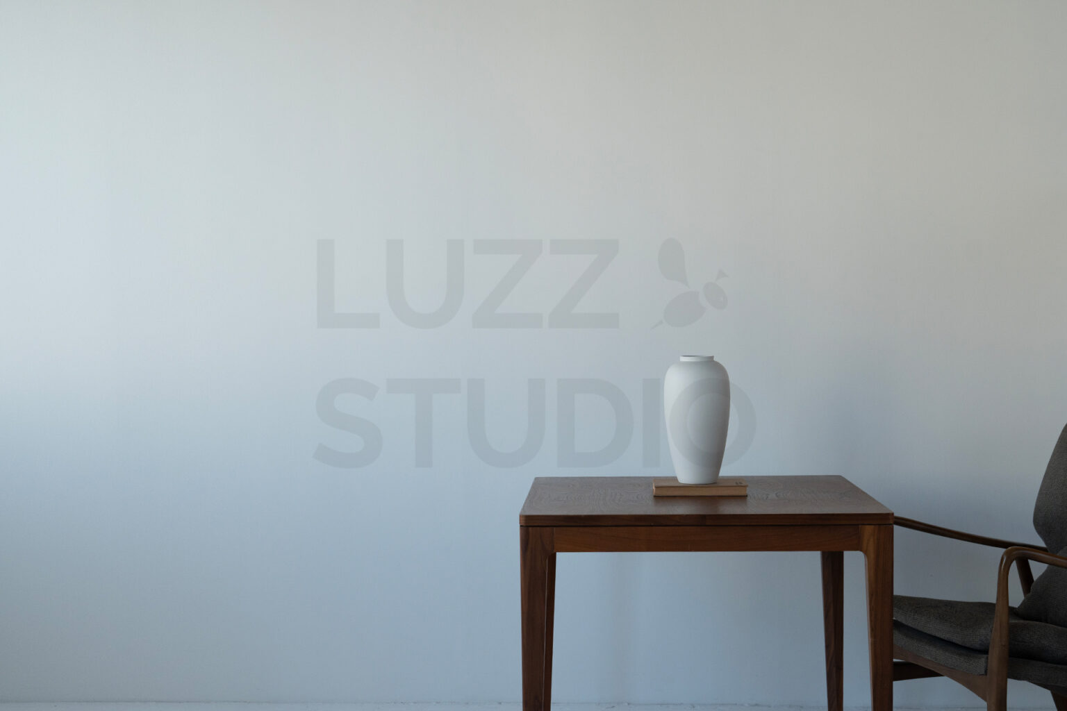大阪市中央区｜撮影スタジオ「LUZZ STUDIO」