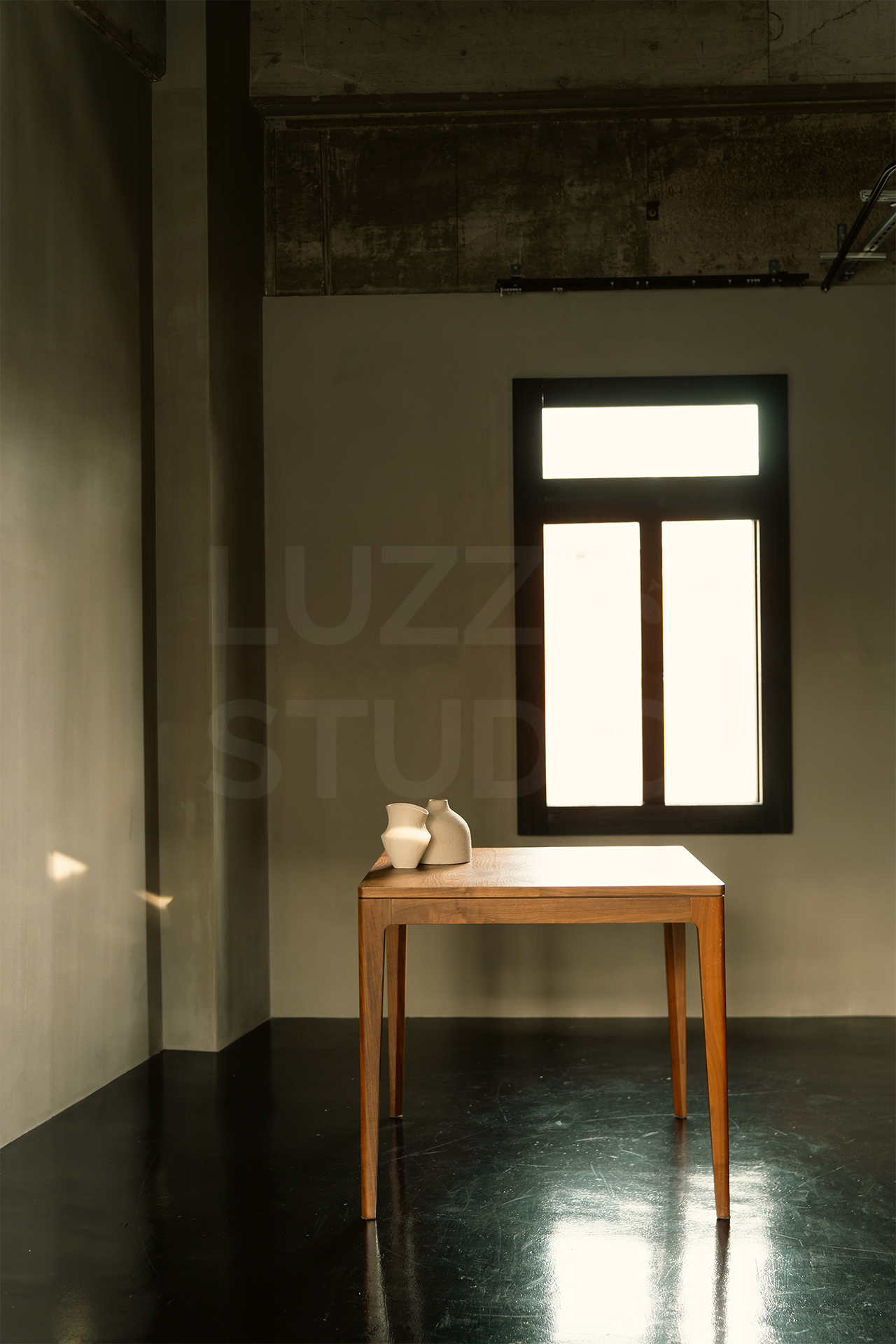 『リニューアルOPEN』レンタル撮影スタジオLUZZ STUDIO 2025年1月 | LUZZ STUDIO｜大阪｜レンタル撮影スタジオ